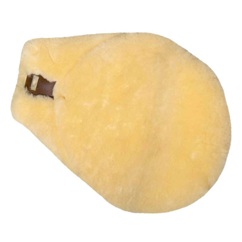 Saddle over seat in natural sheepskin